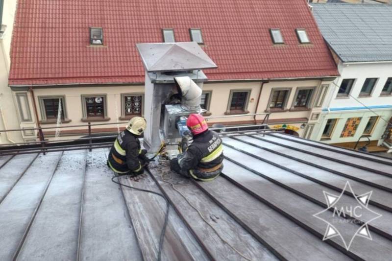 Спасатели потушили пожар минском кафе – пришлось эвакуировать 50 человек